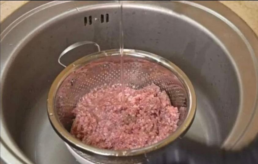 Is Rinsing Minced Meat Before Cooking Really Necessary? Find Out What ...